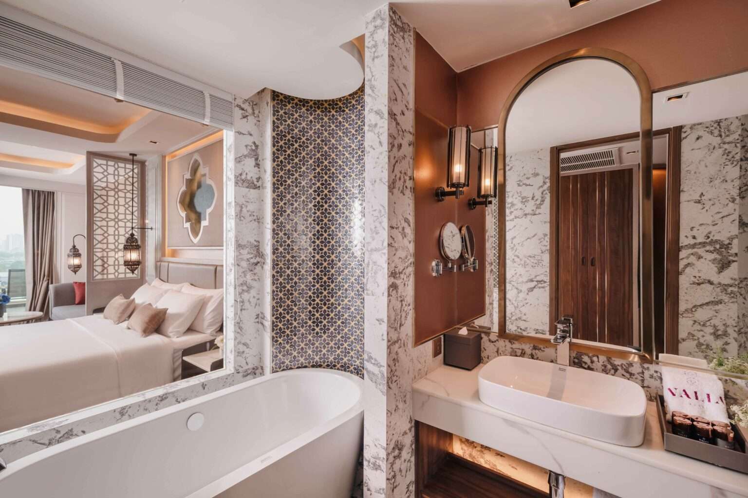 Range of charming rooms and luxury suites | Valia Hotel Bangkok